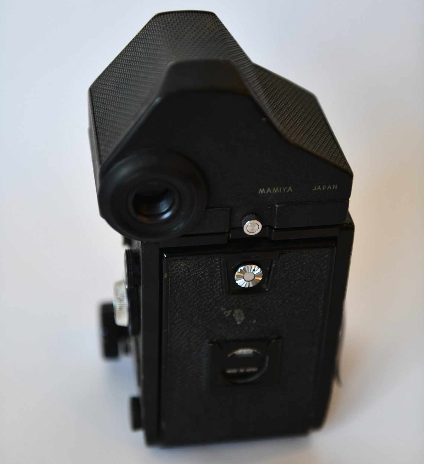 SOLD – Mamiya C330f professional + 80mm + CDS Meter Finder – agopian